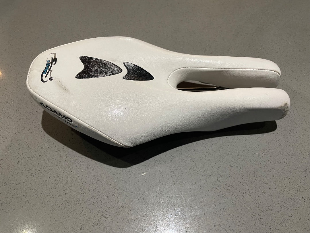 *ISM Racing Triathlon Saddle White