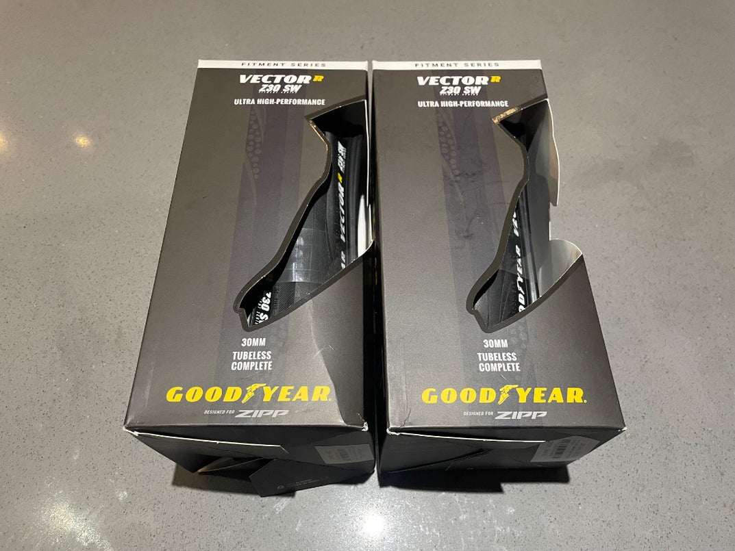 *Goodyear Vector R Z30 SW Tubeless Tires (Pr) Black 700c x 30